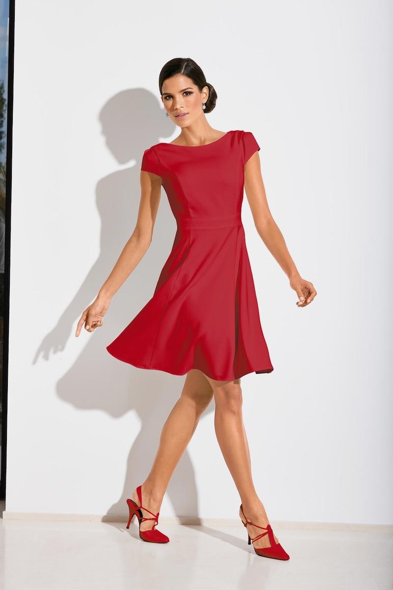 Abendkleider für jeden Anlass | heine